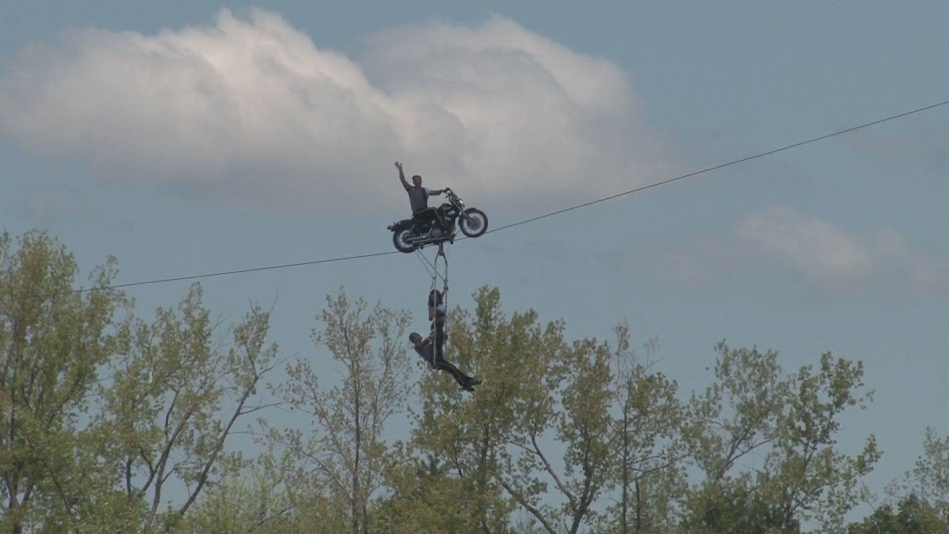 Niagara Falls daredevil rides motorcycle over lake | 11alive.com