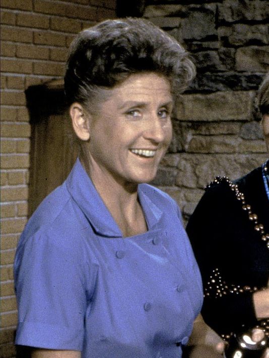 Alice from 'Brady Bunch' has died | 11alive.com