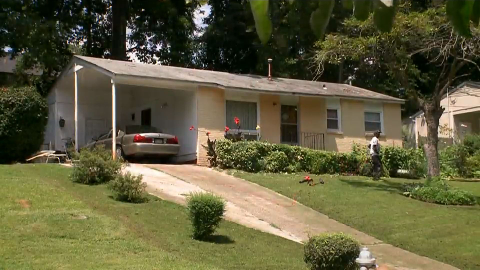 Homeowner wants repayment after police raid wrong home | 11alive.com