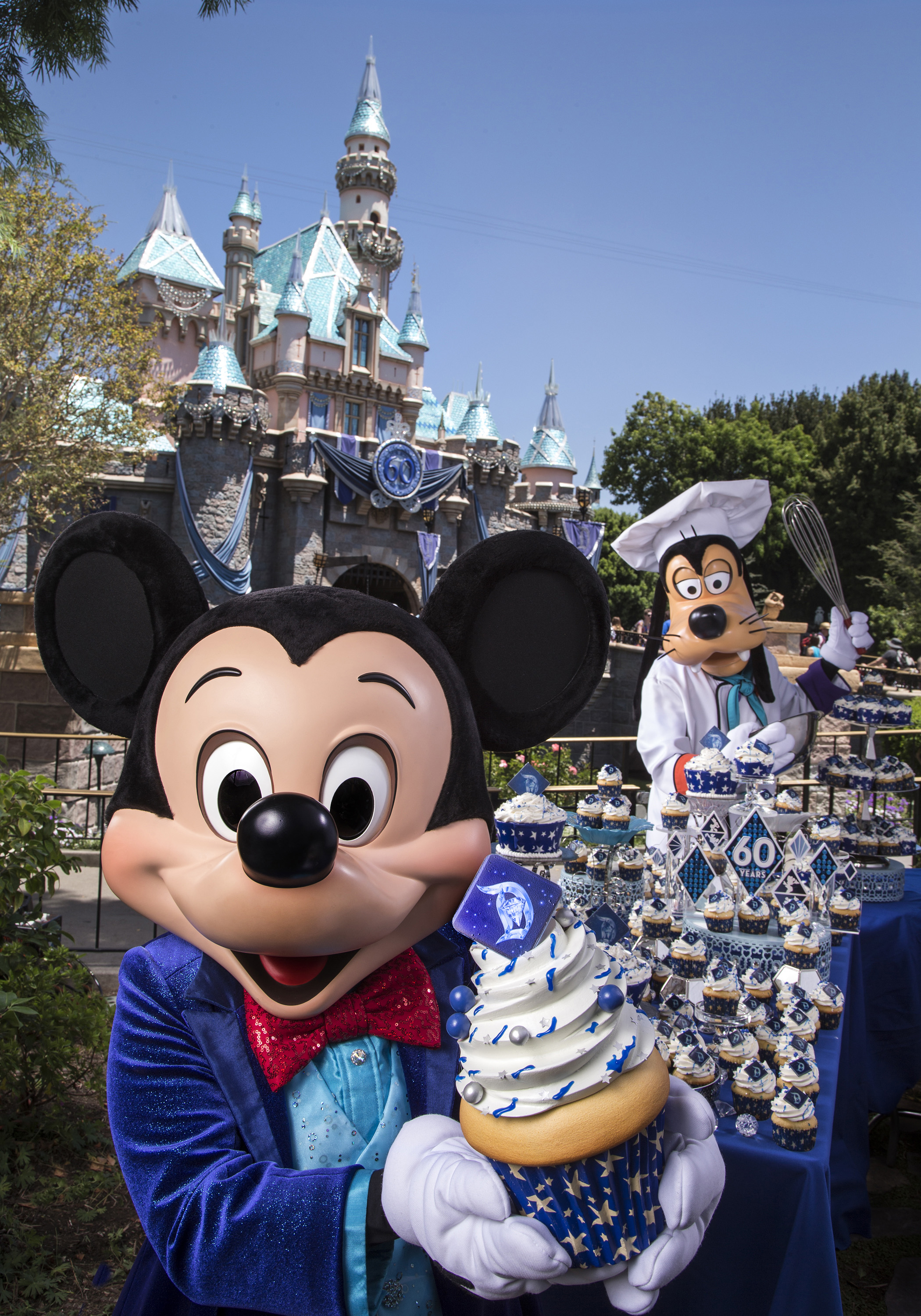 Disney World plans to end Osborne Family Christmas lights | 11alive.com