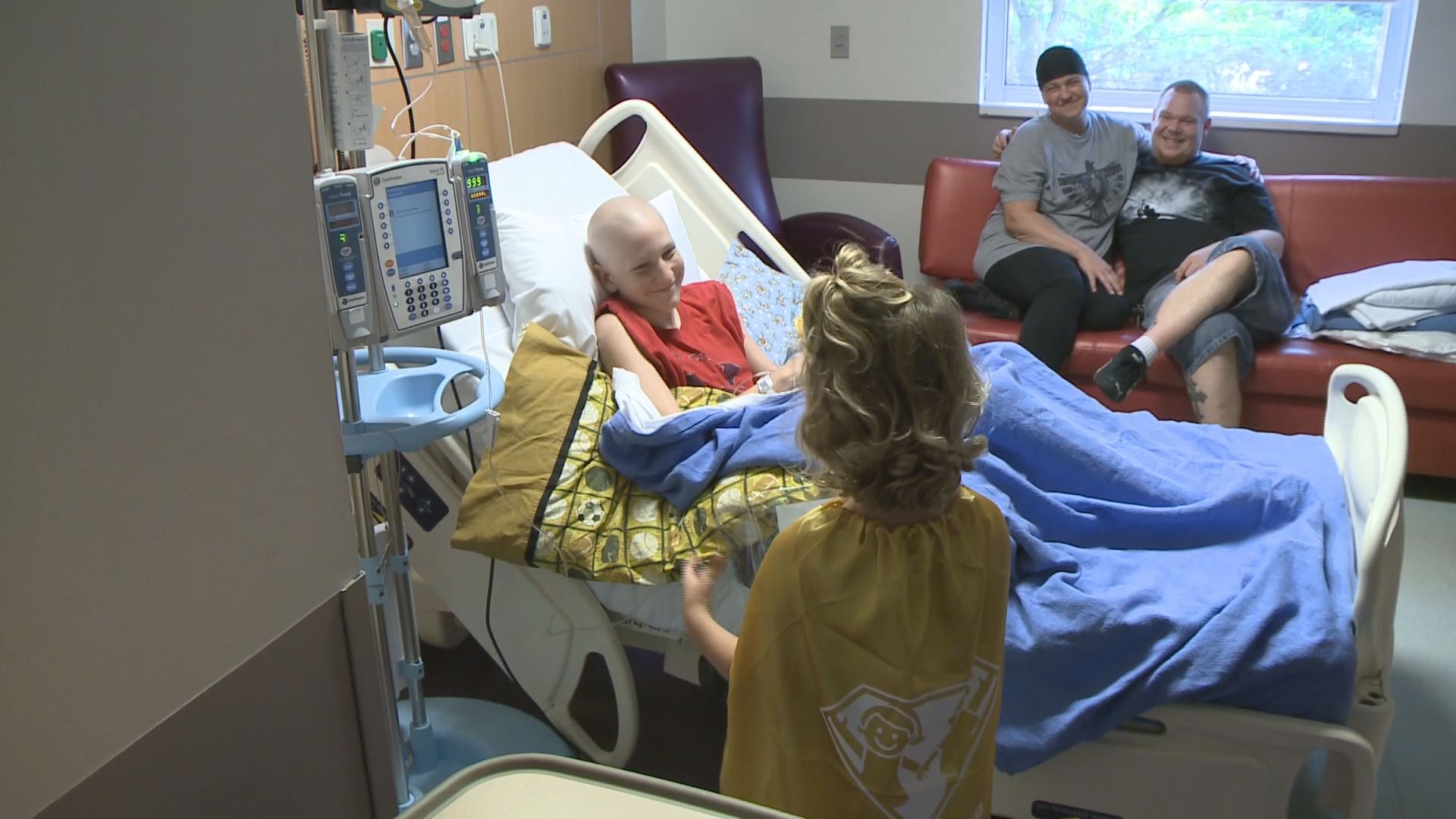 Get your cape on! CHOA Cape Day, Round 2, takes Atlanta | 11alive.com