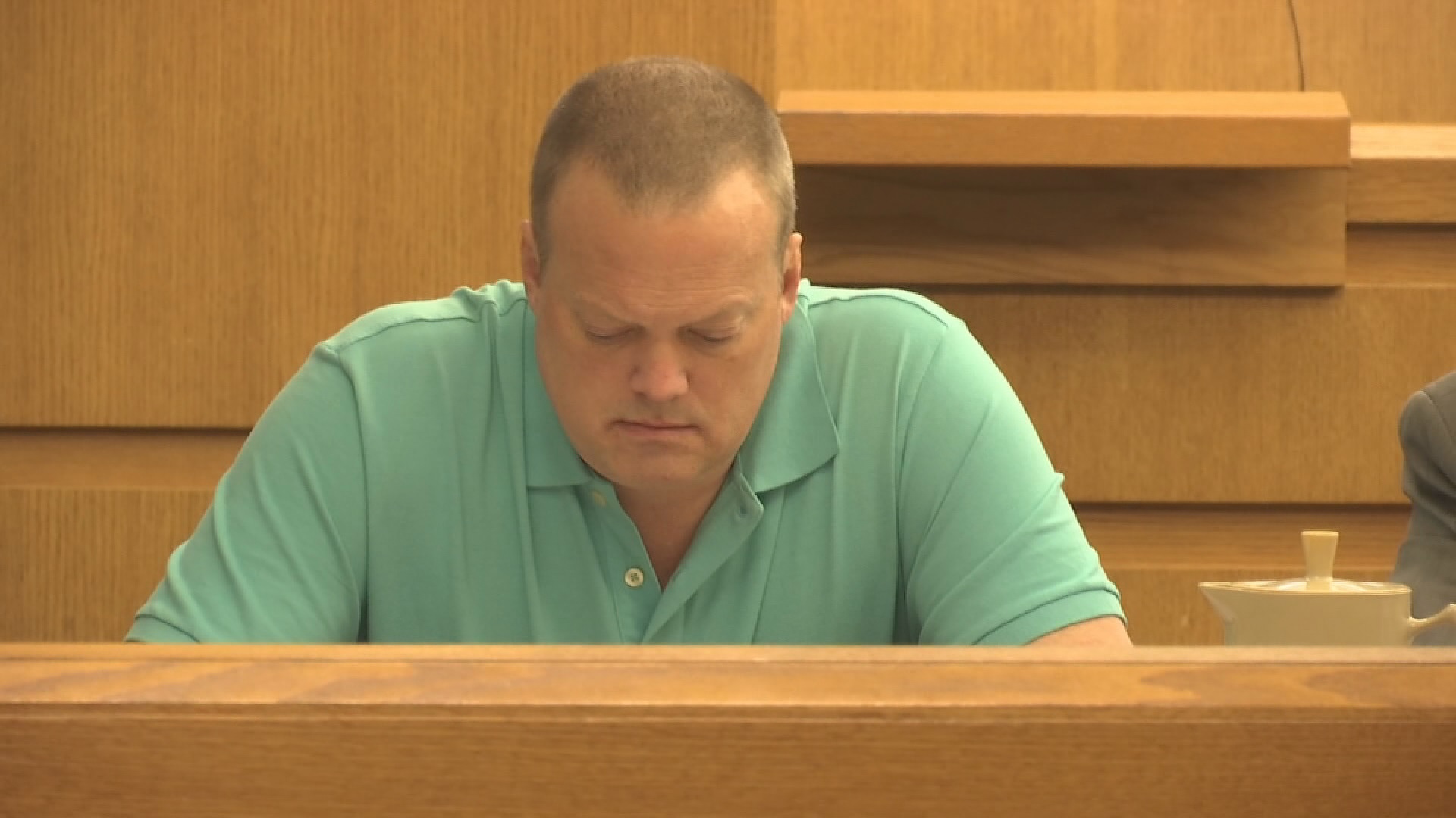 Opening statements in murder trial of man accused of strangling his ...