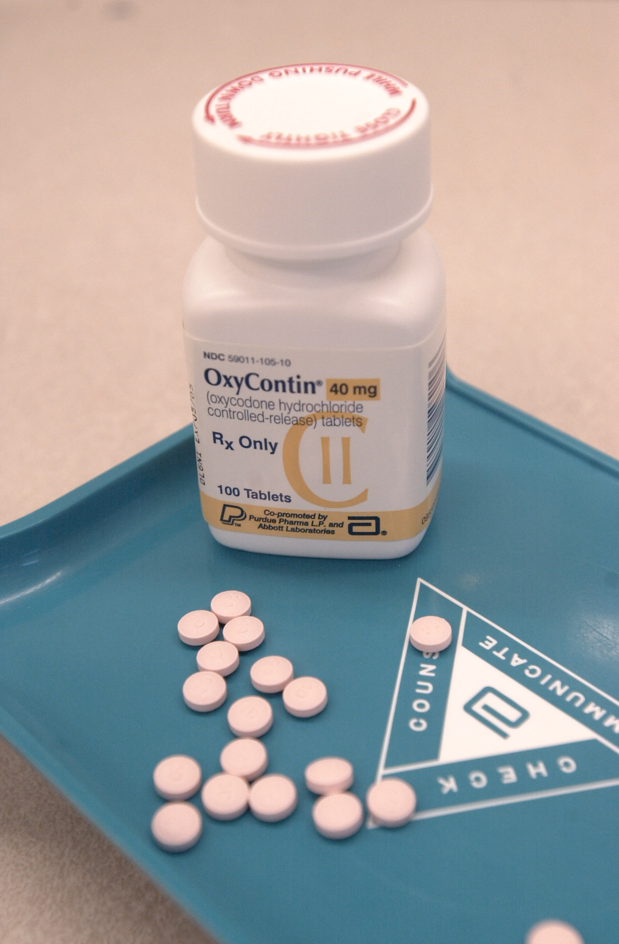 CDC issues new guidelines on opiate prescribing to reduce abuse ...