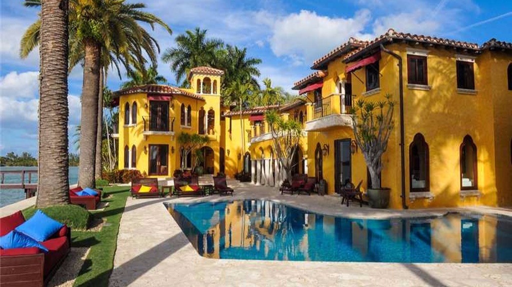 LOOK INSIDE: Enrique Iglesias' Miami house be yours for $21.5M ...