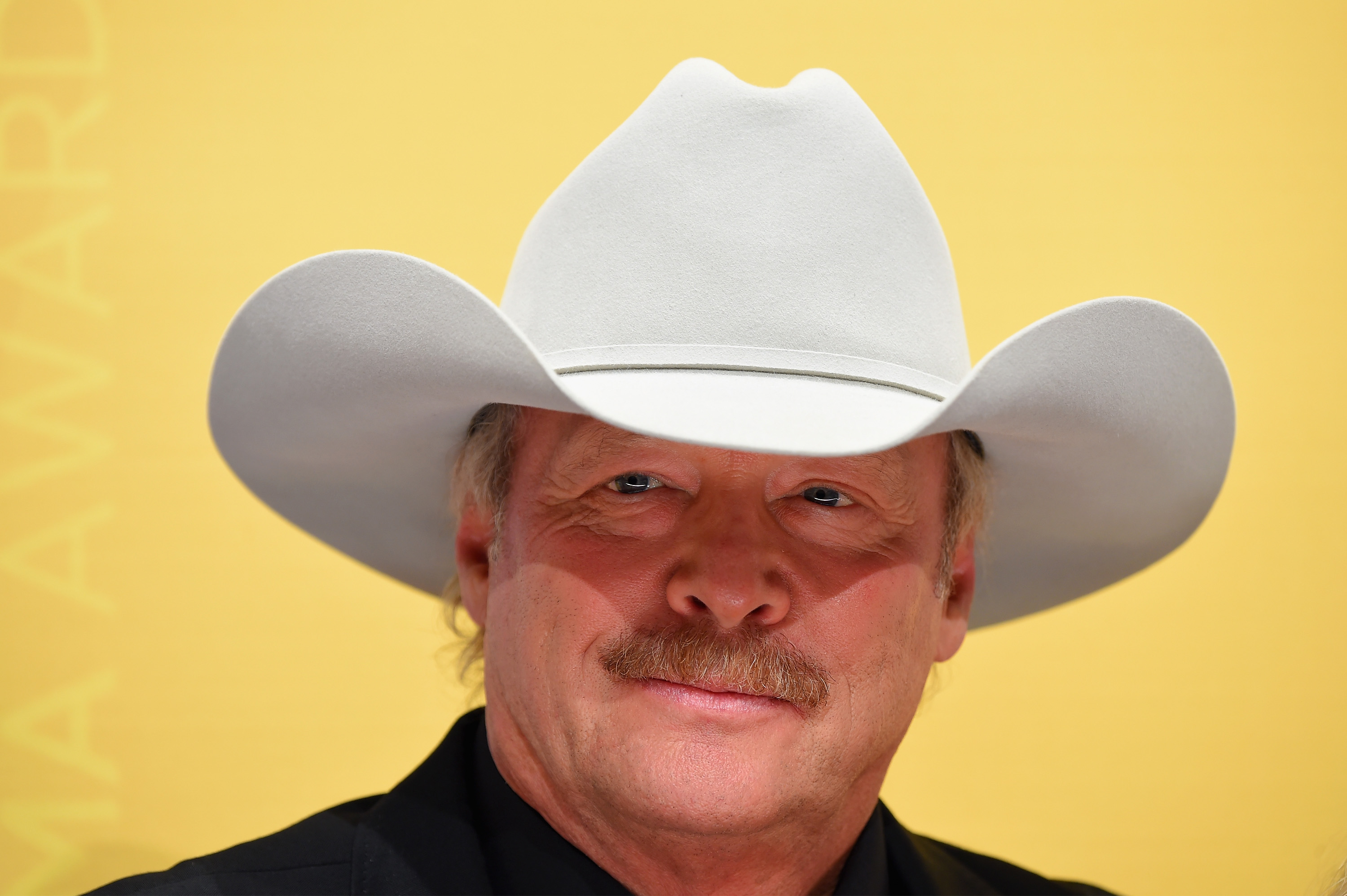Ga.-born country star Alan Jackson says goodbye to inspirational mother ...