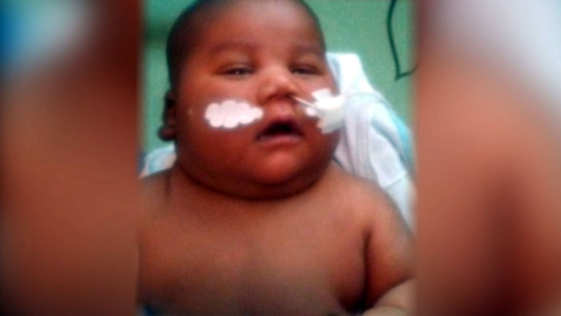 Woman gives birth to 14-pound baby | 9news.com