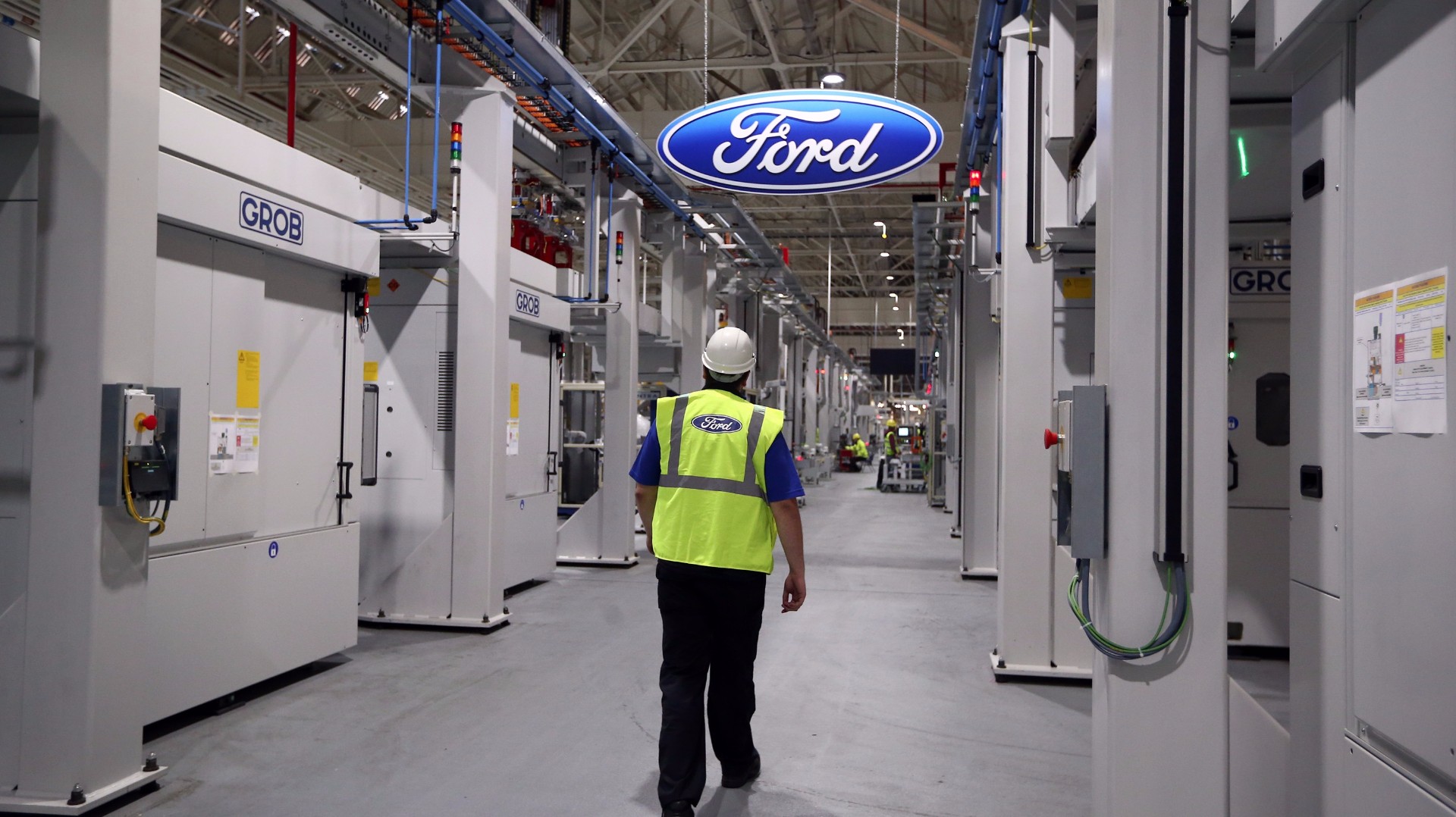 Ford workers to get bonuses up to $9,000 | 11alive.com