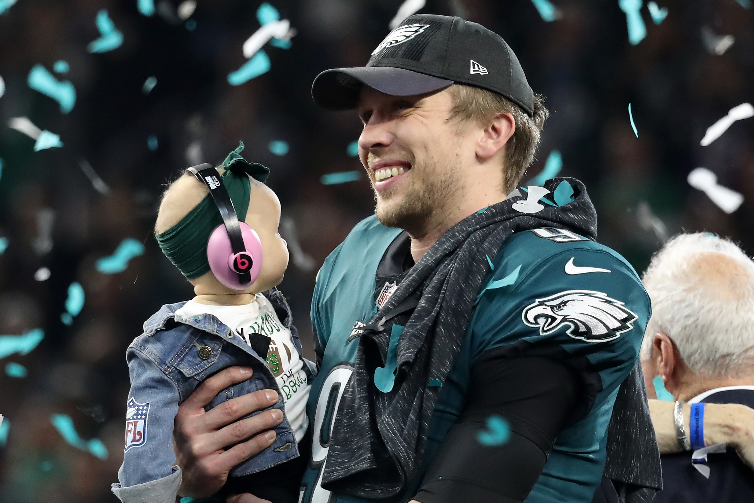Philadelphia Eagles celebrate Super Bowl win with parade | krem.com